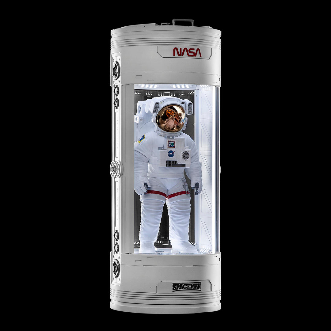 UPOINT STUDIO - Spaceman 3 The 1:4 NASA Astronaut Scale model – drivepro